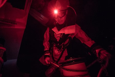 Why you should use red light when sailing at night! – Exposure Marine